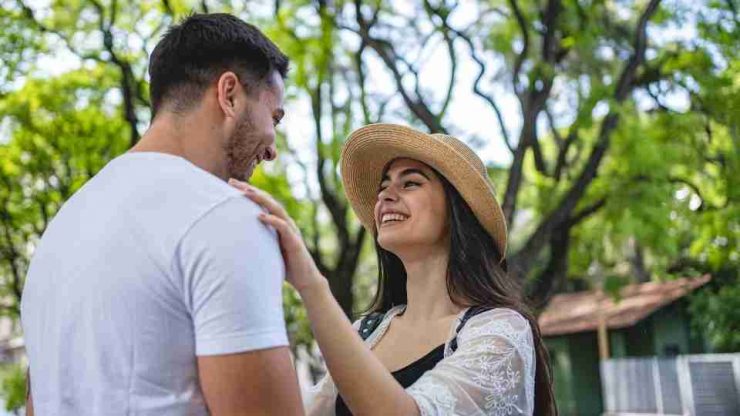 How to Get a Girlfriend in 30 Easy Steps - The Only Guide You'll Need