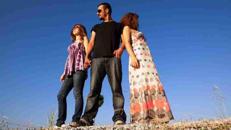 Open Relationship - Definition, Pros, Cons, Types, and Everything Else