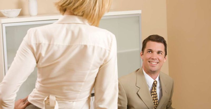 20 Telltale Signs Of An Emotional Affair At Work That Show You’ve Mixed ...