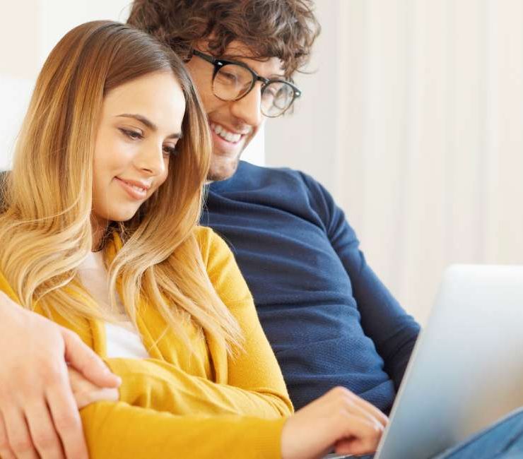 Romantic Gestures - 70 Acts to Make Your Partner Feel Loved