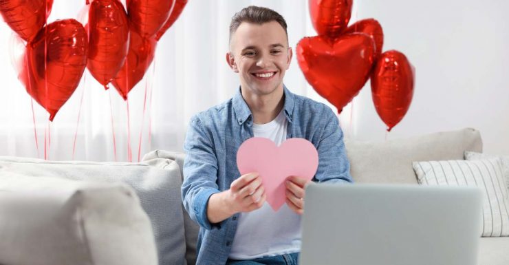 25 Heart Melting Sweet Signs A Man Is In Love In A Long-Distance ...